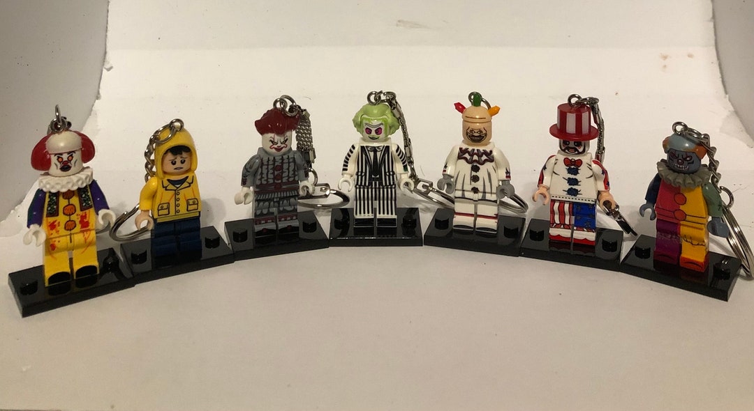 Horror Movie Creepy Clown Keychains - Etsy