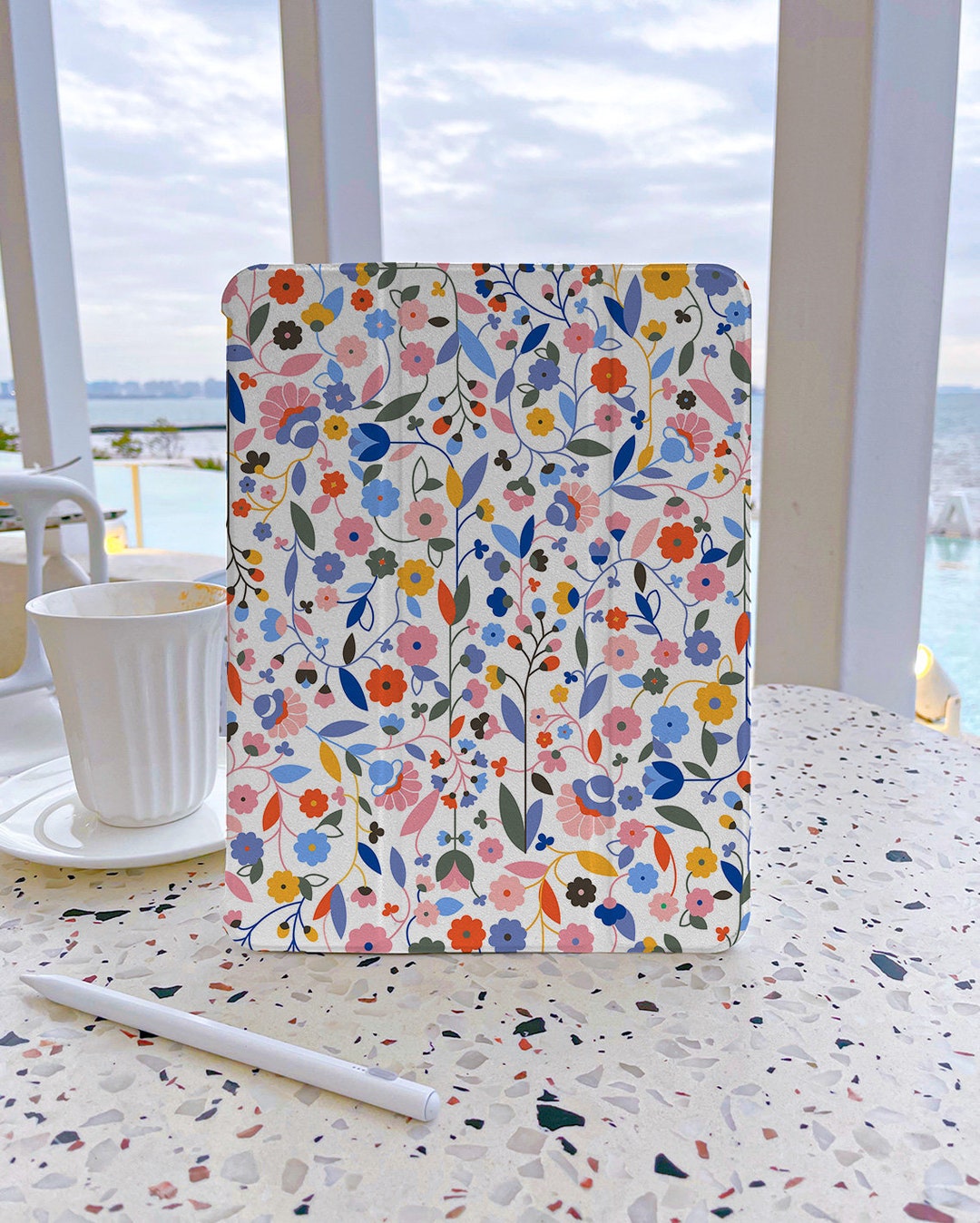 Bright Wild Flowers Pattern iPad Case 7th Generation iPad Case With ...