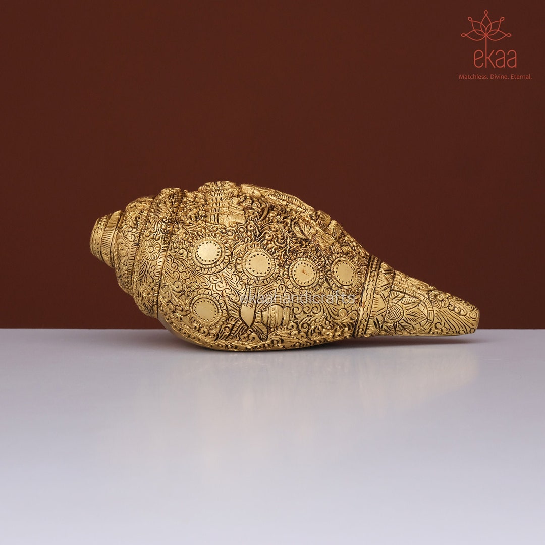 Brass Vishwaroopam Shank, Sacred Emblem of Lord Vishnu, War Trumpet ...