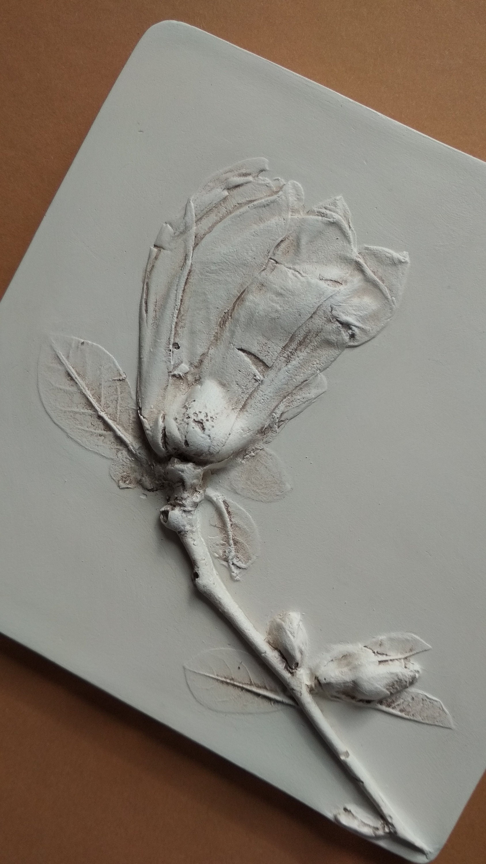 Bas-relief Art 2 Piece Wall Art Plaster Decor Flower Relief Monochrome ...