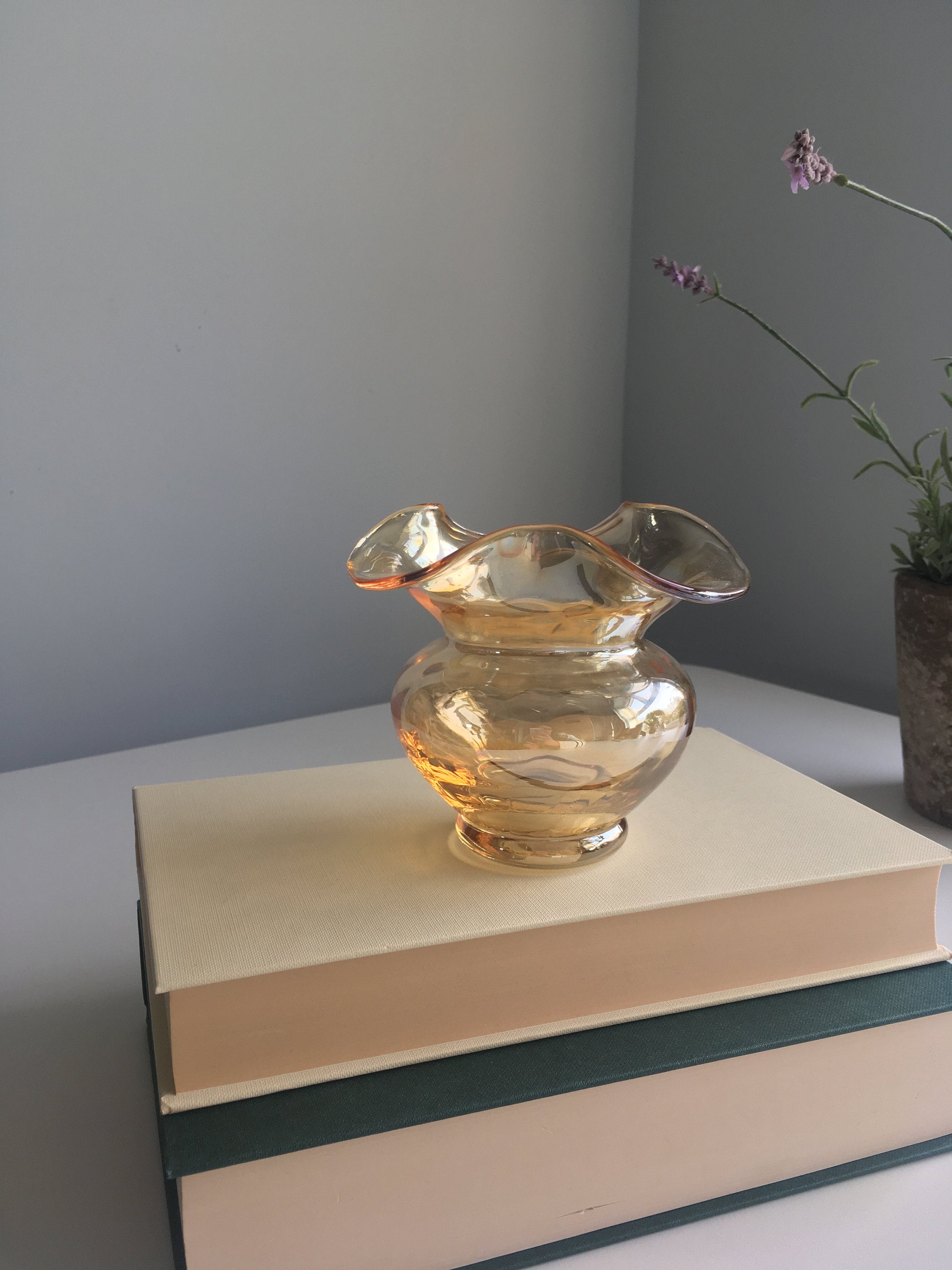 Vintage Slovakia Glass Small Vase / Vintage Amber Lednicke Rovne Bud ...