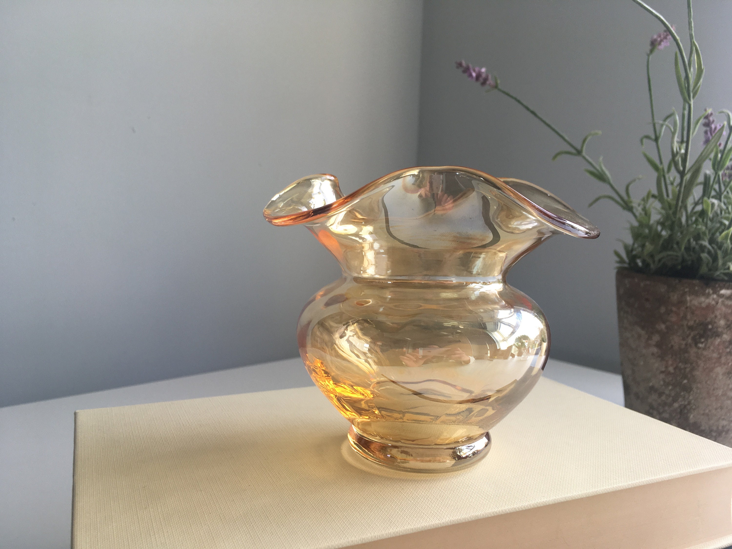 Vintage Slovakia Glass Small Vase / Vintage Amber Lednicke Rovne Bud ...