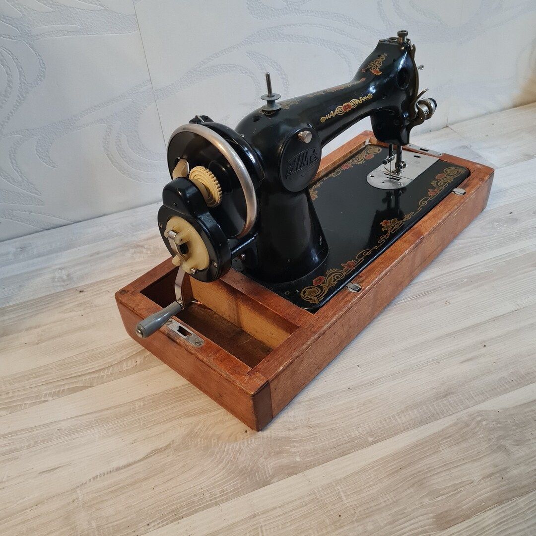 Soviet Vintage Sewing Machine PMZ Made in USSR Rare Hand Sewing Machine ...