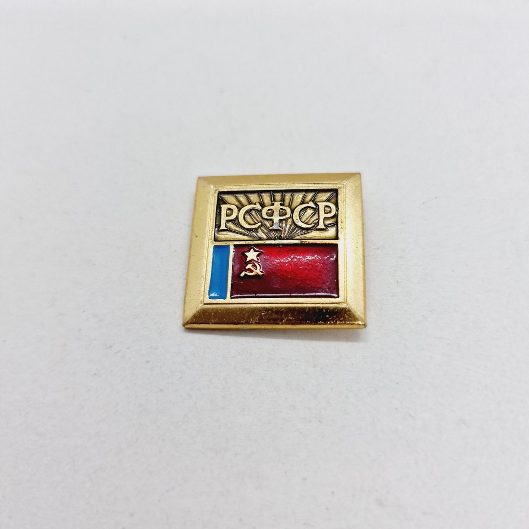 Soviet RSFSR Flag - Vintage Soviet Badge of 60 Years Anniversary of the ...