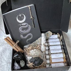 The Goddess Ritual Box - Etsy
