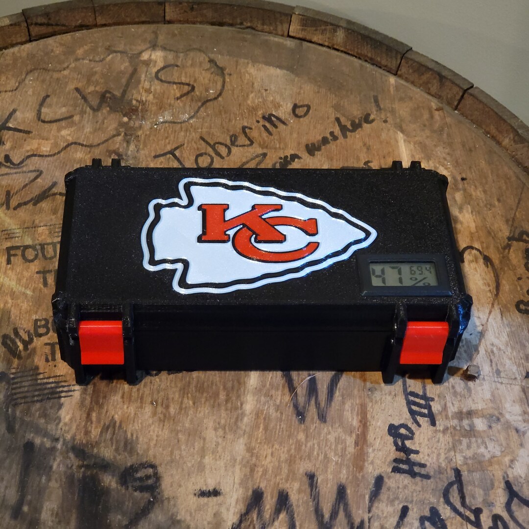 Kansas City Chiefs Customized Cigar Case With Humidity / Temp Sensor ...