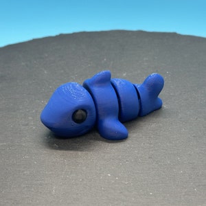 3D Printed Articulated Mini Shark - Fidget Friend Animal, Baby Animals ...