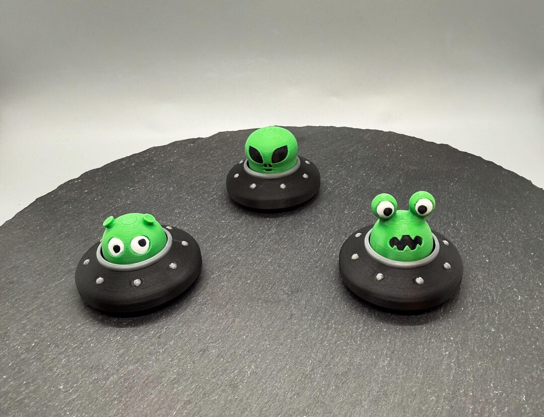 Alien Style Clicker - Intergalactic Soothing Clicker for Fidgeting - Etsy