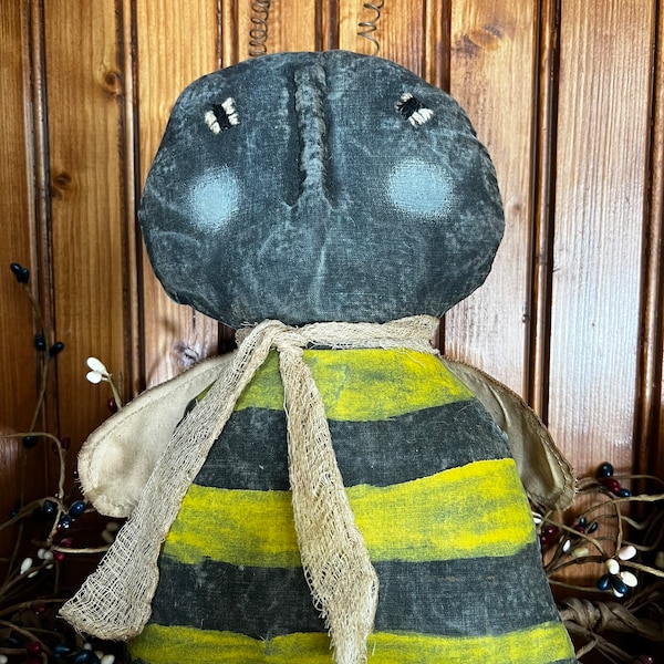 Primitive Bee - Etsy