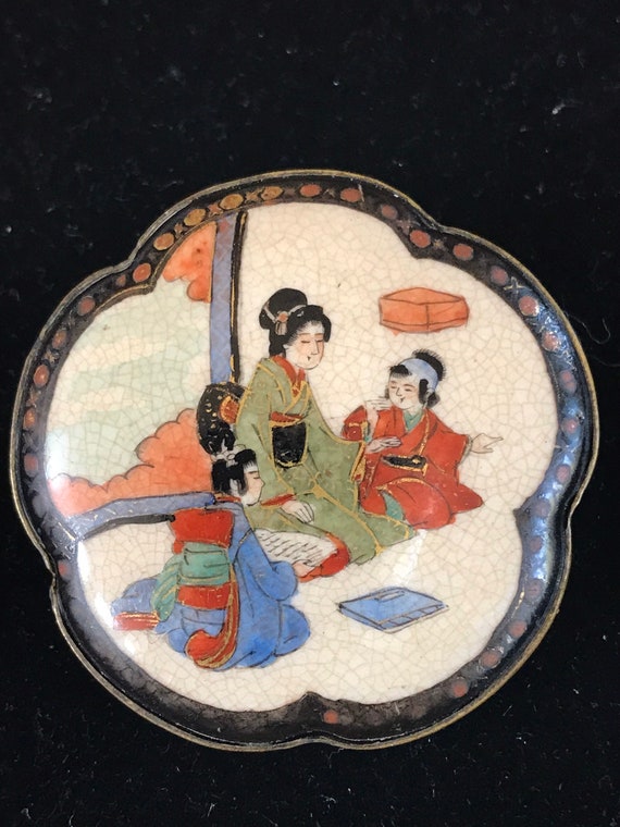 Antique Japanese satsuma wisteria belt buckle - Gem