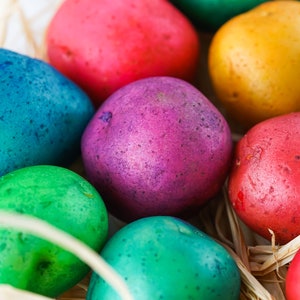 Potato Easter Egg Dying Instructions- Alternative Easter Egg Dying ...