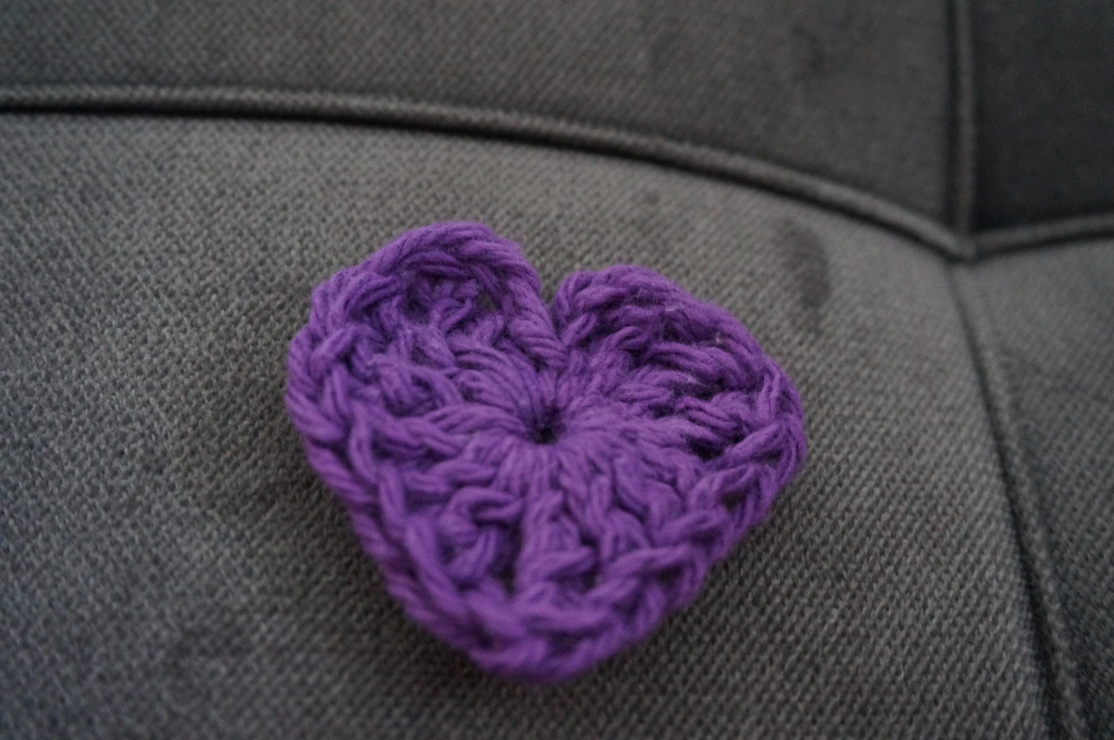 Crochet a Small Heart Pattern - Etsy