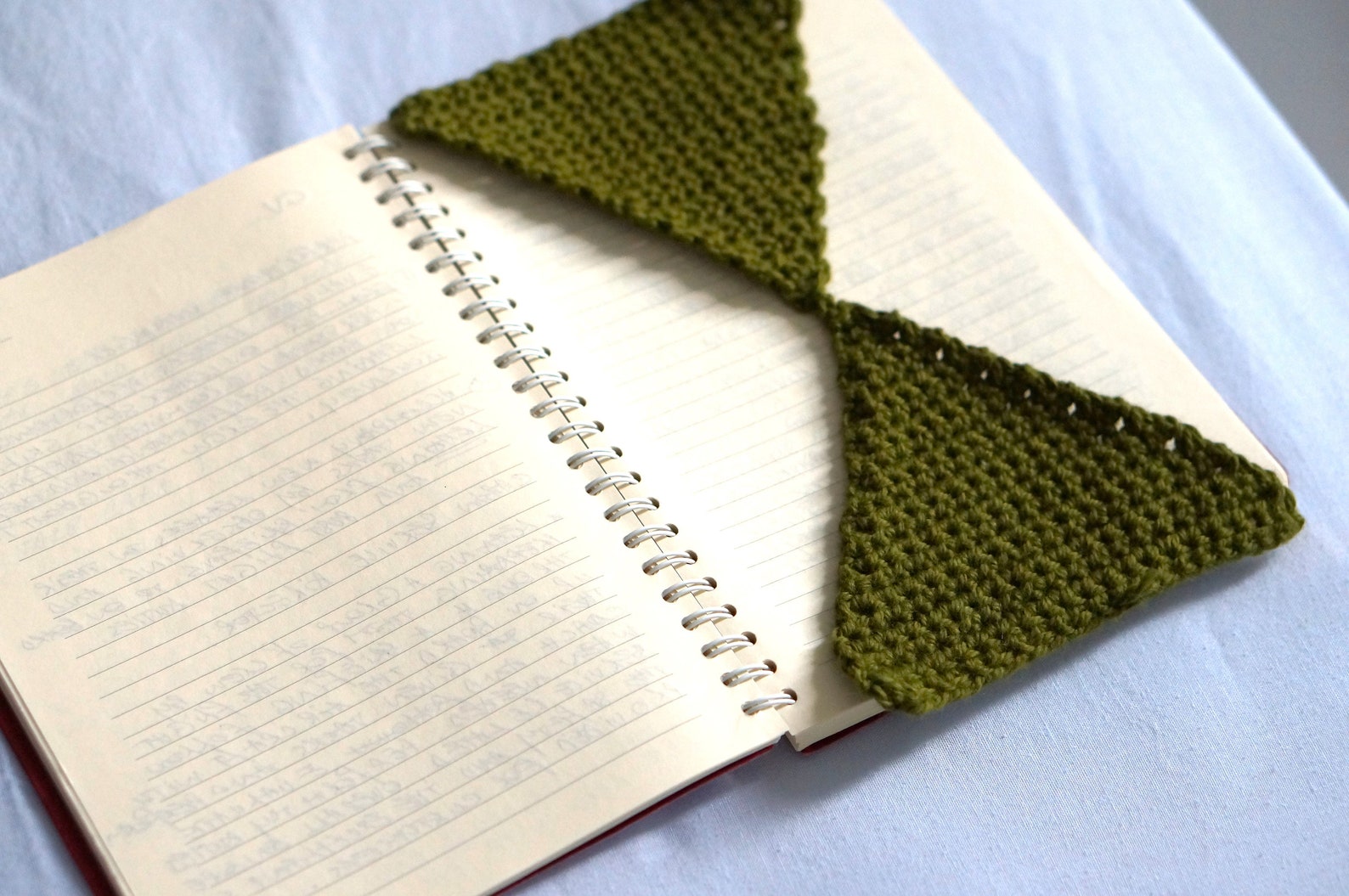Bookmark Crochet Pattern. Triangular Crochet Bookmark - Etsy