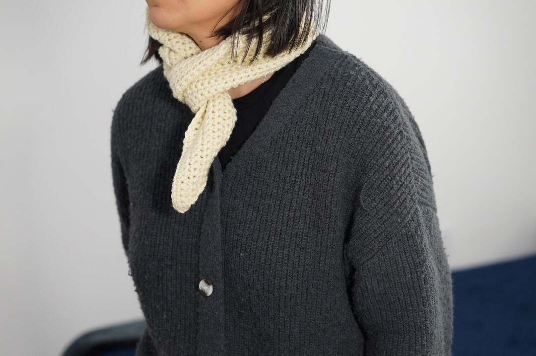 Triangular Bandana With Short Tail Crochet Pattern - Etsy