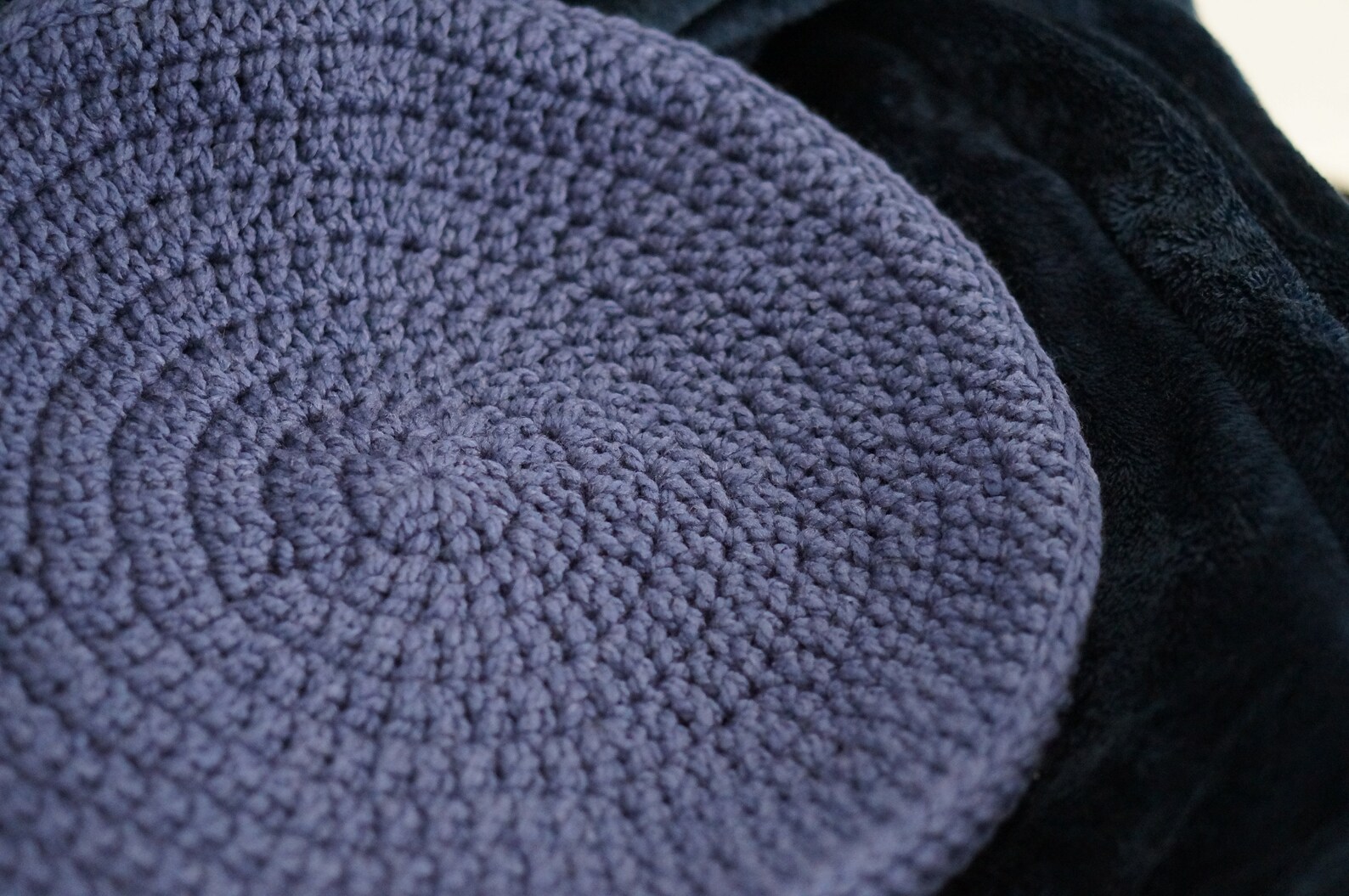 Round Pillow Crochet Pattern - Etsy