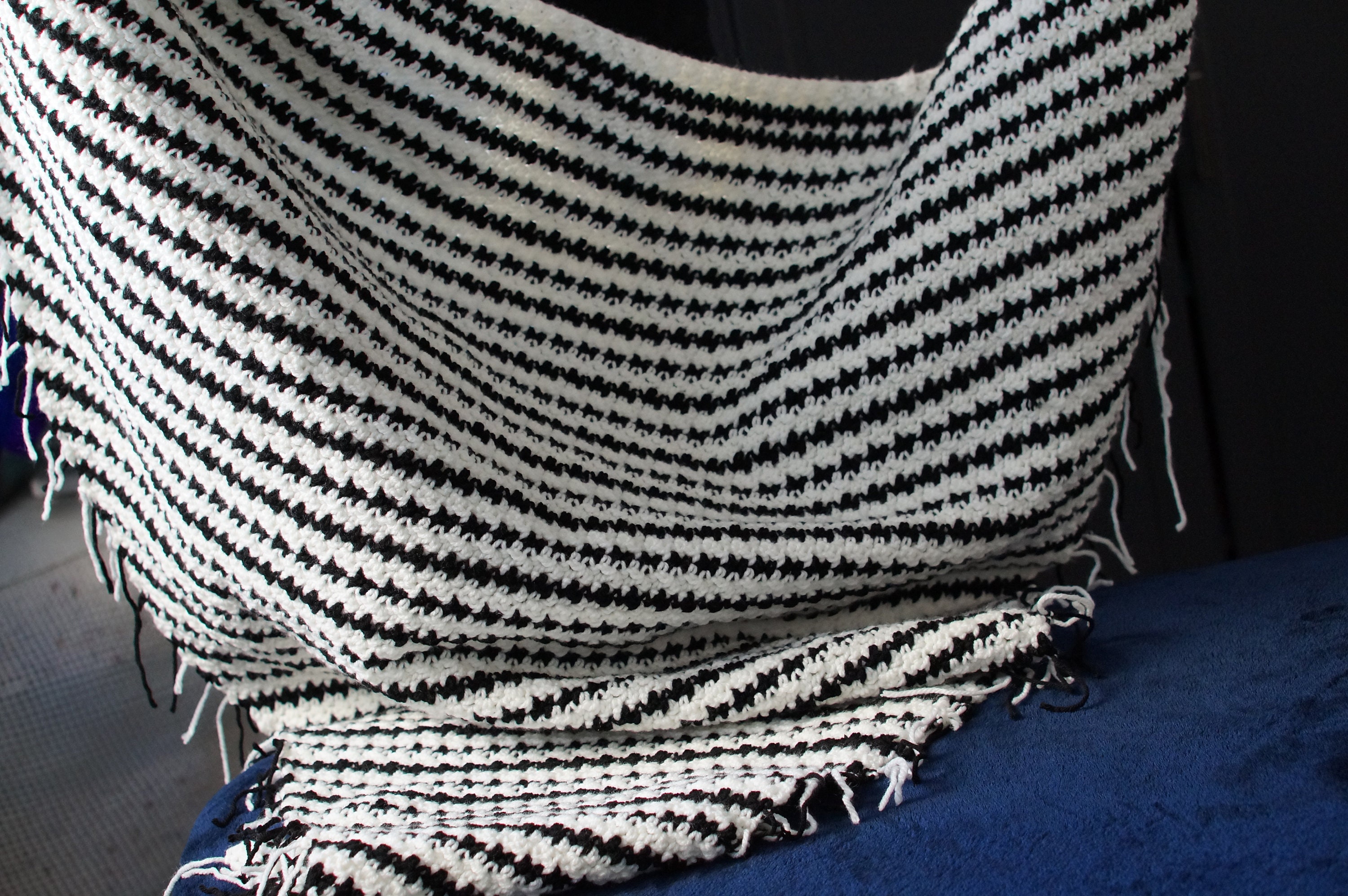 Houndstooth Crochet Shawl Triangle Pattern - Etsy