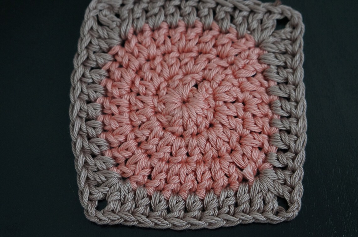 Granny Square Circle Pattern - Etsy