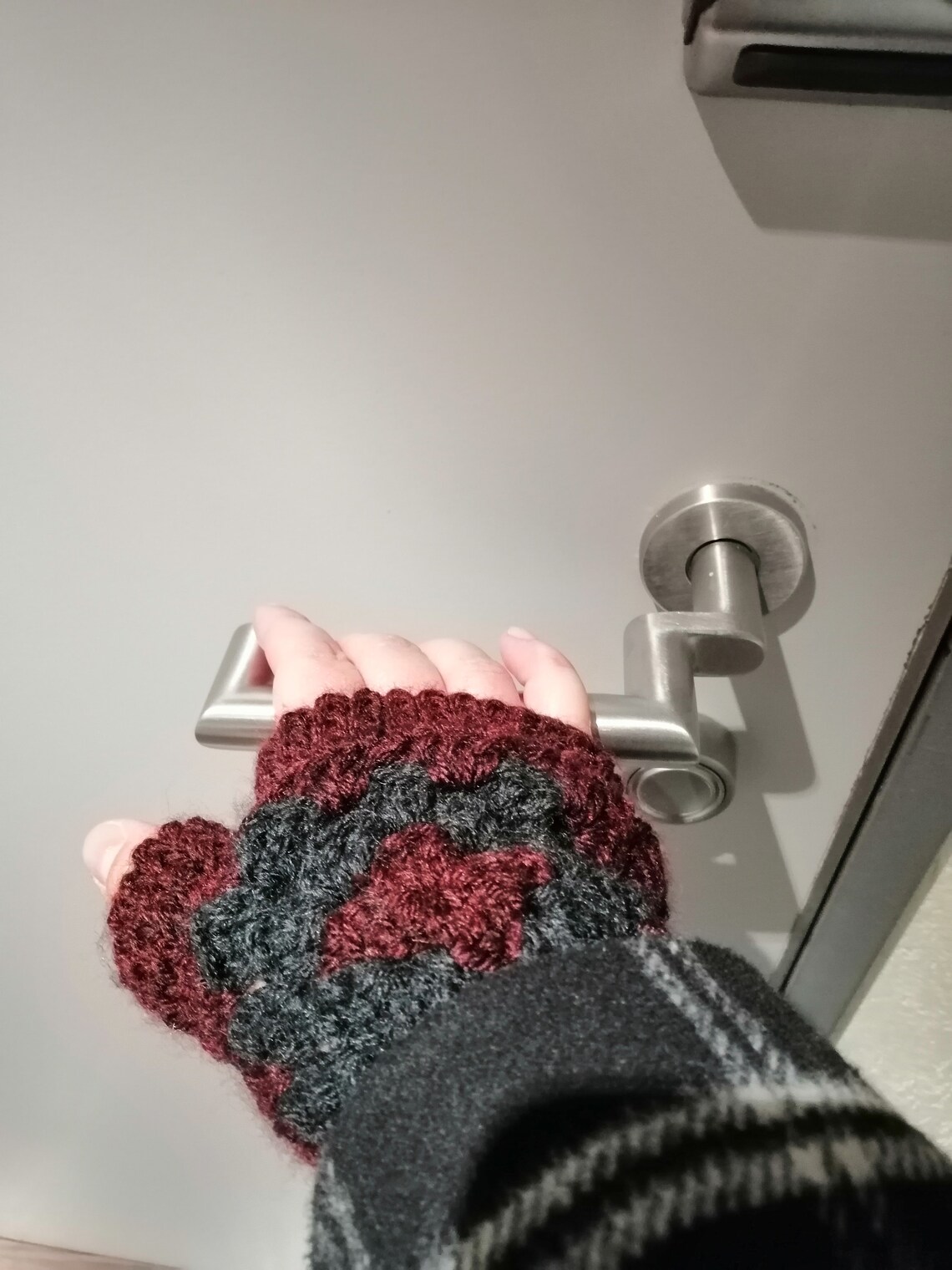 The Granny Square Wrist Warmer Pattern - Etsy