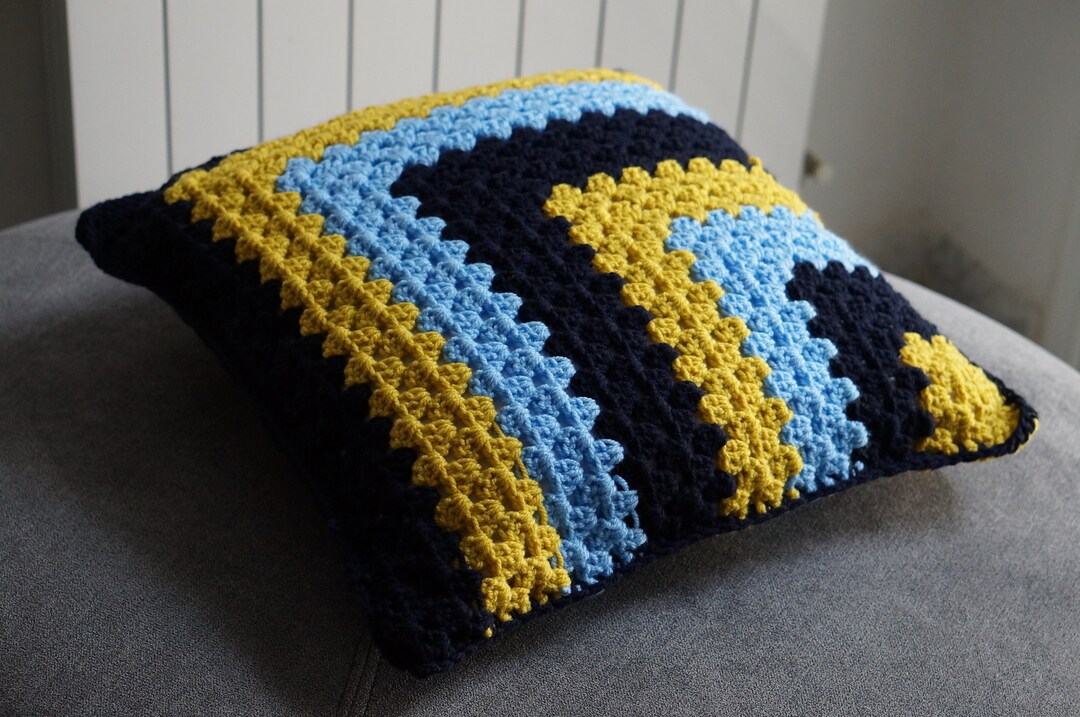 Mitered Granny Square Pillow Crochet Pattern - Etsy