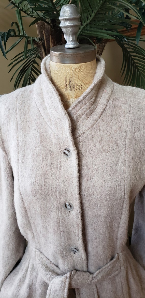 Vintage ILGWU Beige Long Wool Coat_Union Made_Fits Wo… - Gem