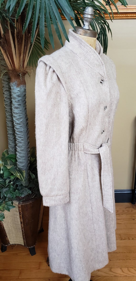 Vintage ILGWU Beige Long Wool Coat_Union Made_Fits Wo… - Gem