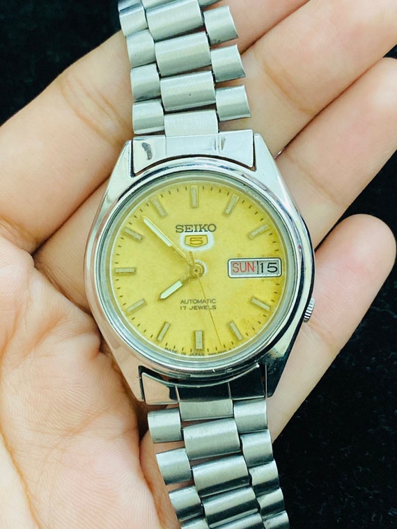 Vintage Seiko 5 Automatic Golden Dial Japan Made Date… - Gem