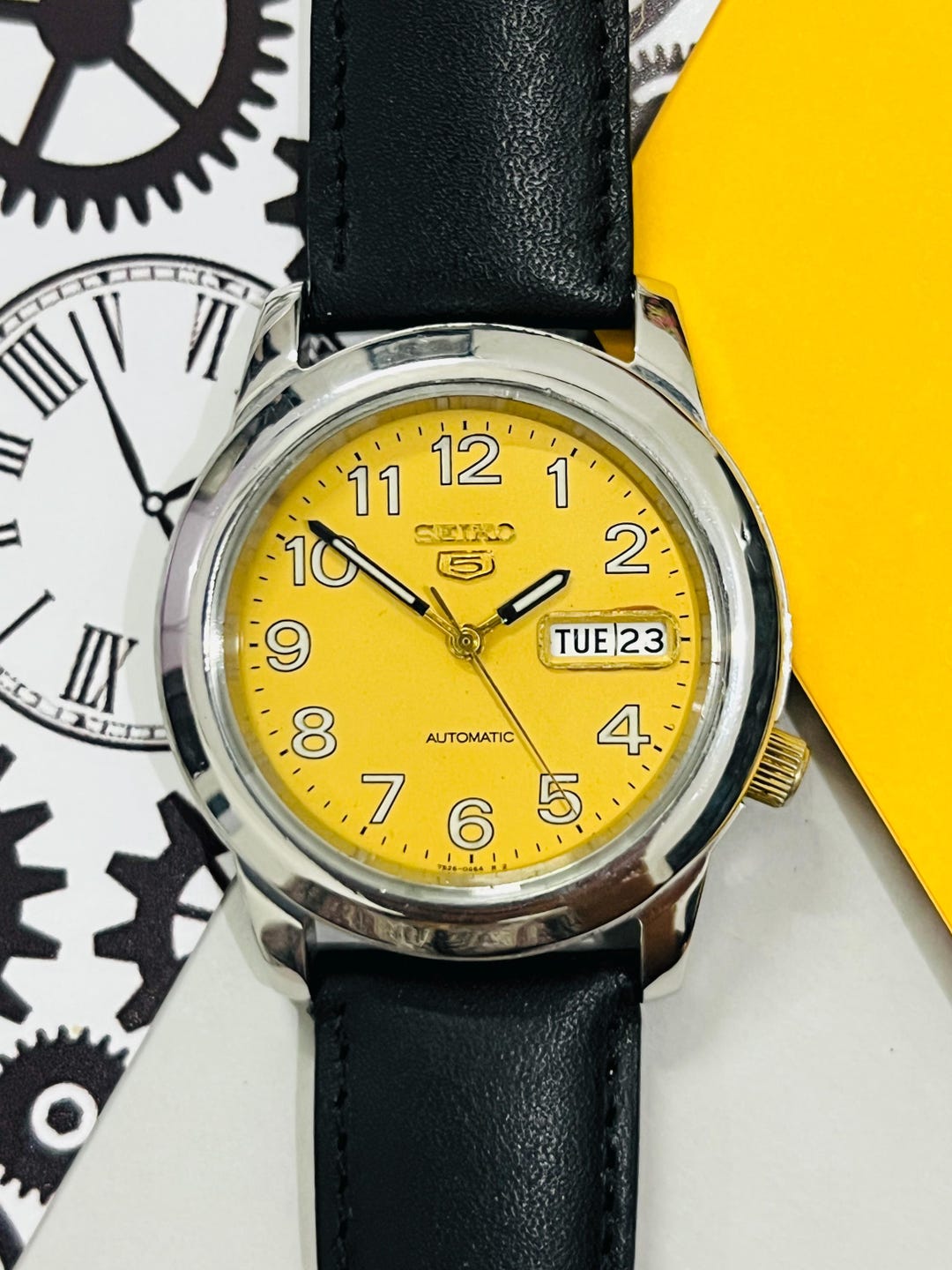 Vintage Seiko 5 Automatic Yellow Dial Date & Day Wrist Watch/ Caliber ...
