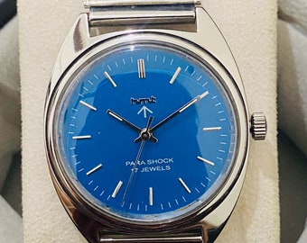 Beautiful Hmt Ashwini Tank Golden Dial Two Hand 17jewels Mechanical ...