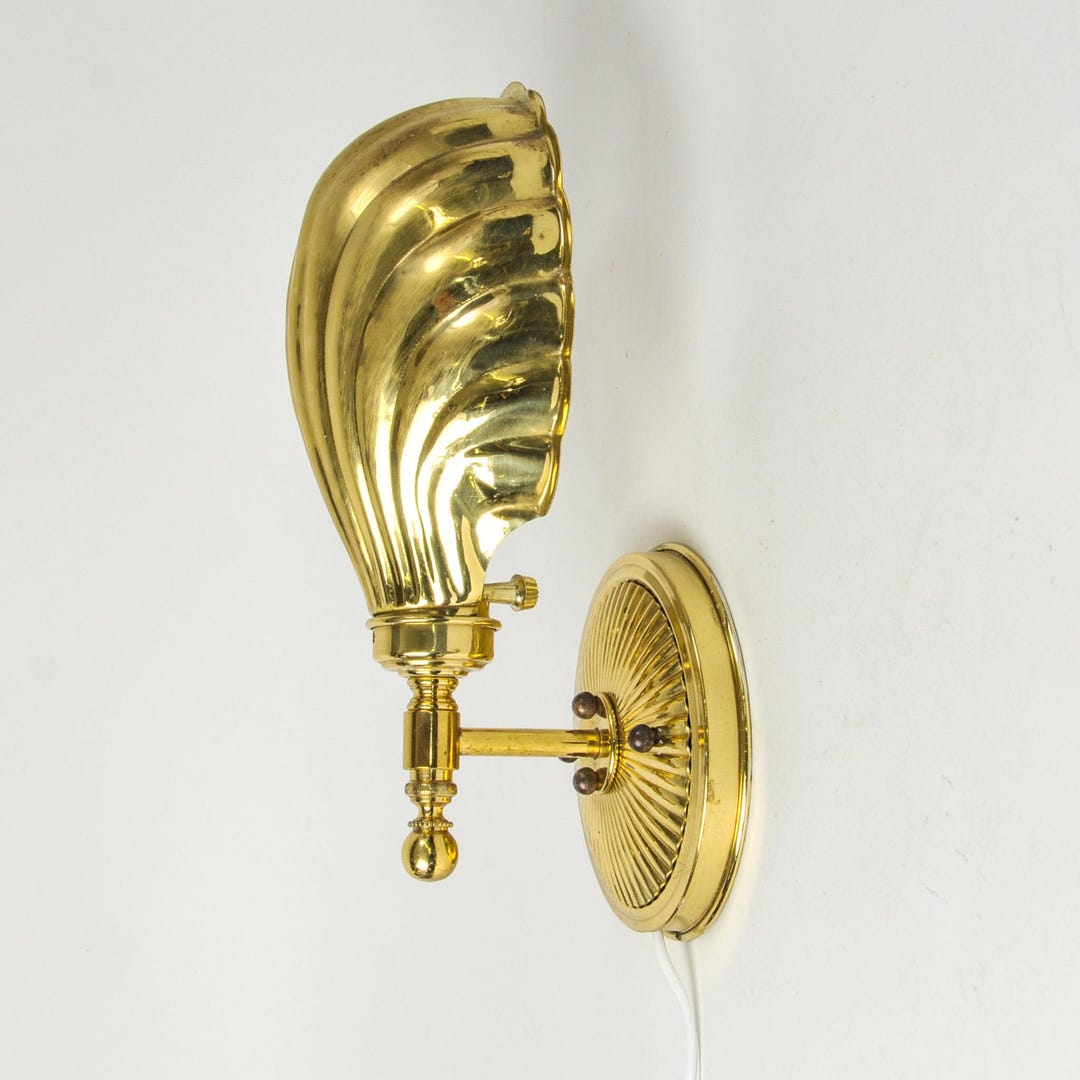 Vintage Brass Shell Wall Sconce - Etsy