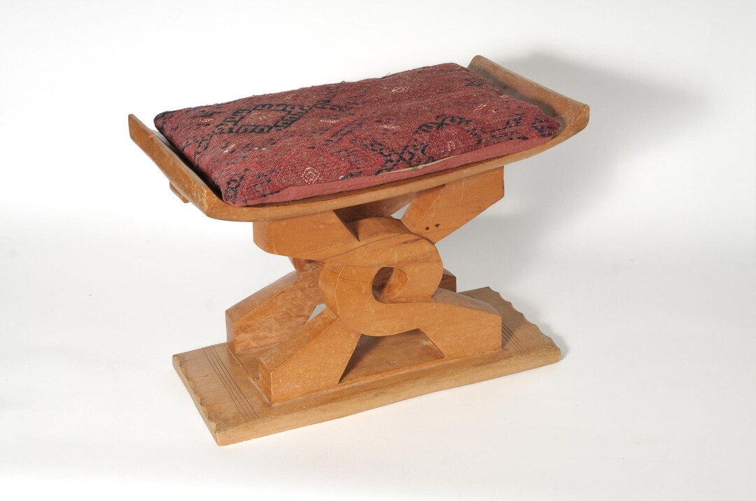 Mid-20th Century - African (ghana) Ashanti "wisdom Knot" Stool With ...