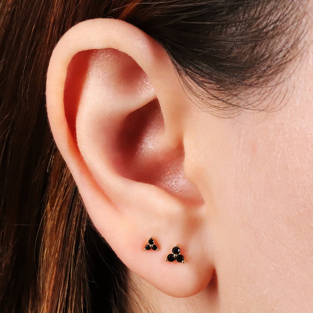 Black Stone Flower Stud Earrings for Women, Tiny Gold Trio Stone Stud ...