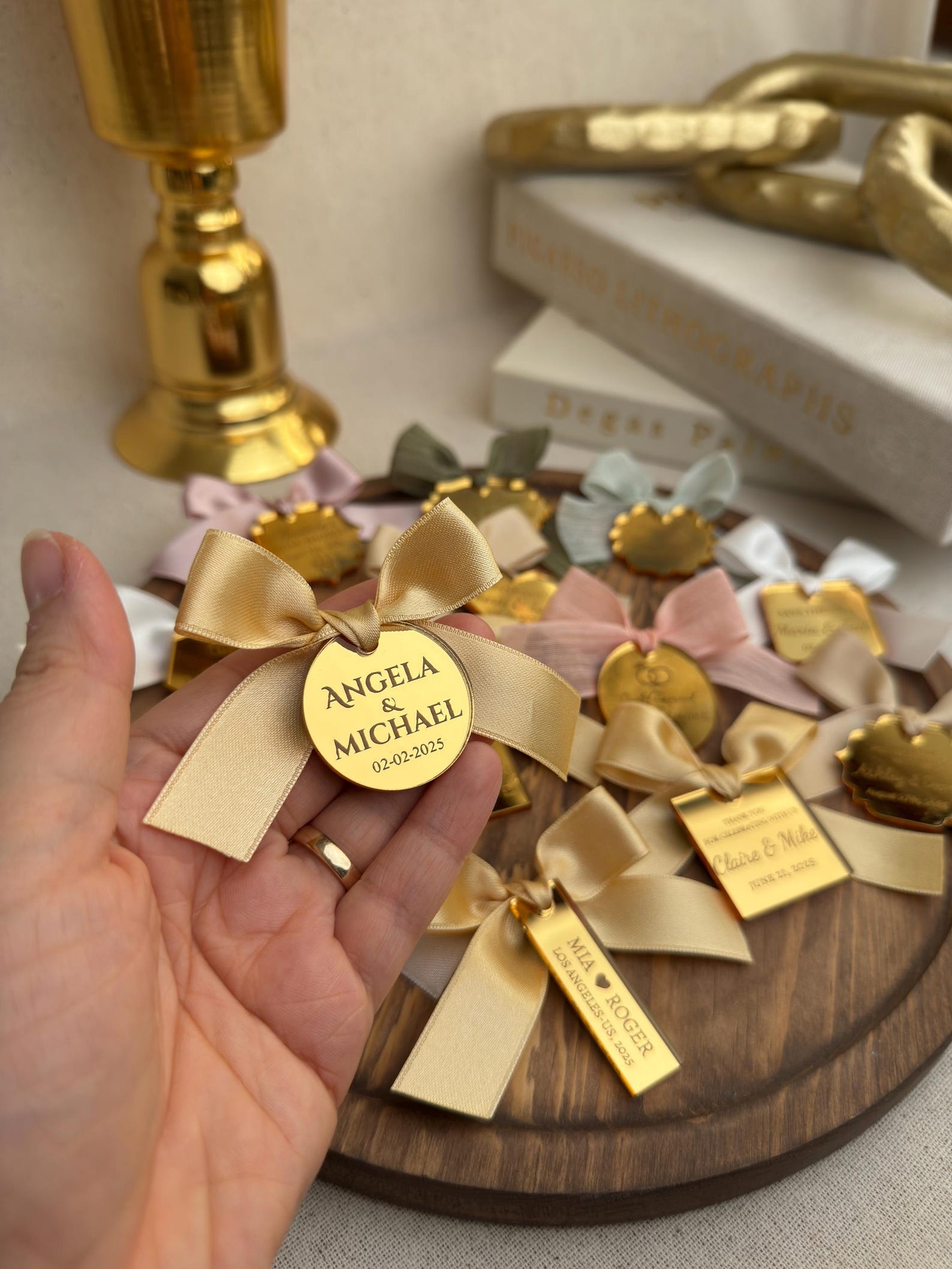Gold Acrylic Mirror Wedding Place Cards, Personalized Favor Tags - Etsy