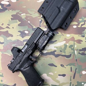 Black Kydex Holster for Springfield Echelon Streamlight TLR-1 TLR-1 HL ...