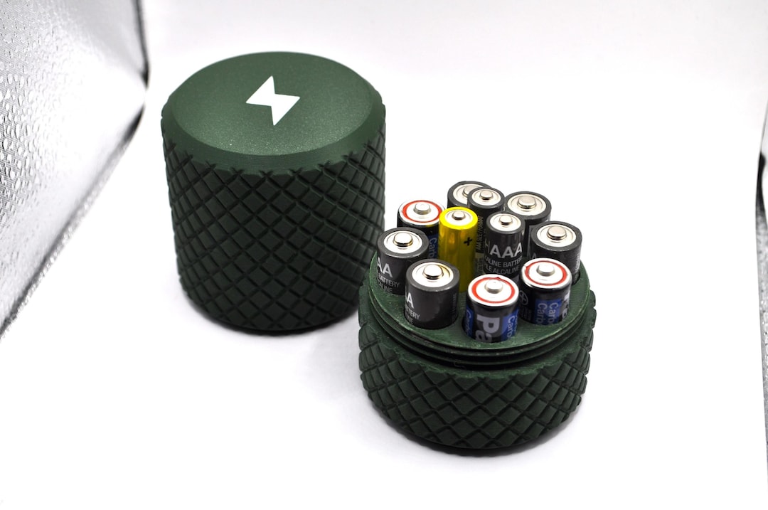 Rugged 8 AA and 3 AAA Battery Case, Travel Battery Storage Container ...