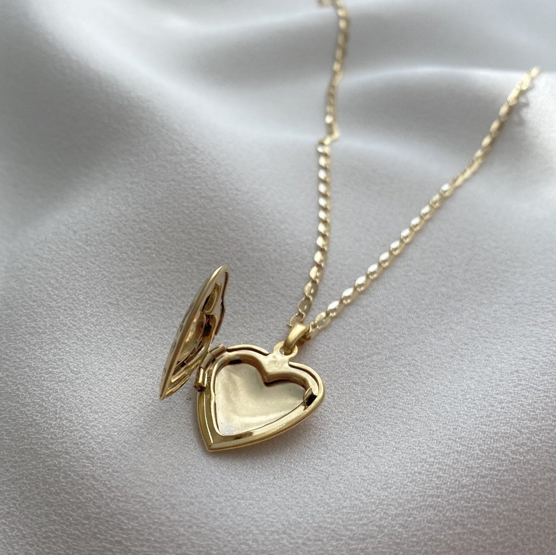 Collier de médaillon de coeur Pendentif photo médaillon | Etsy