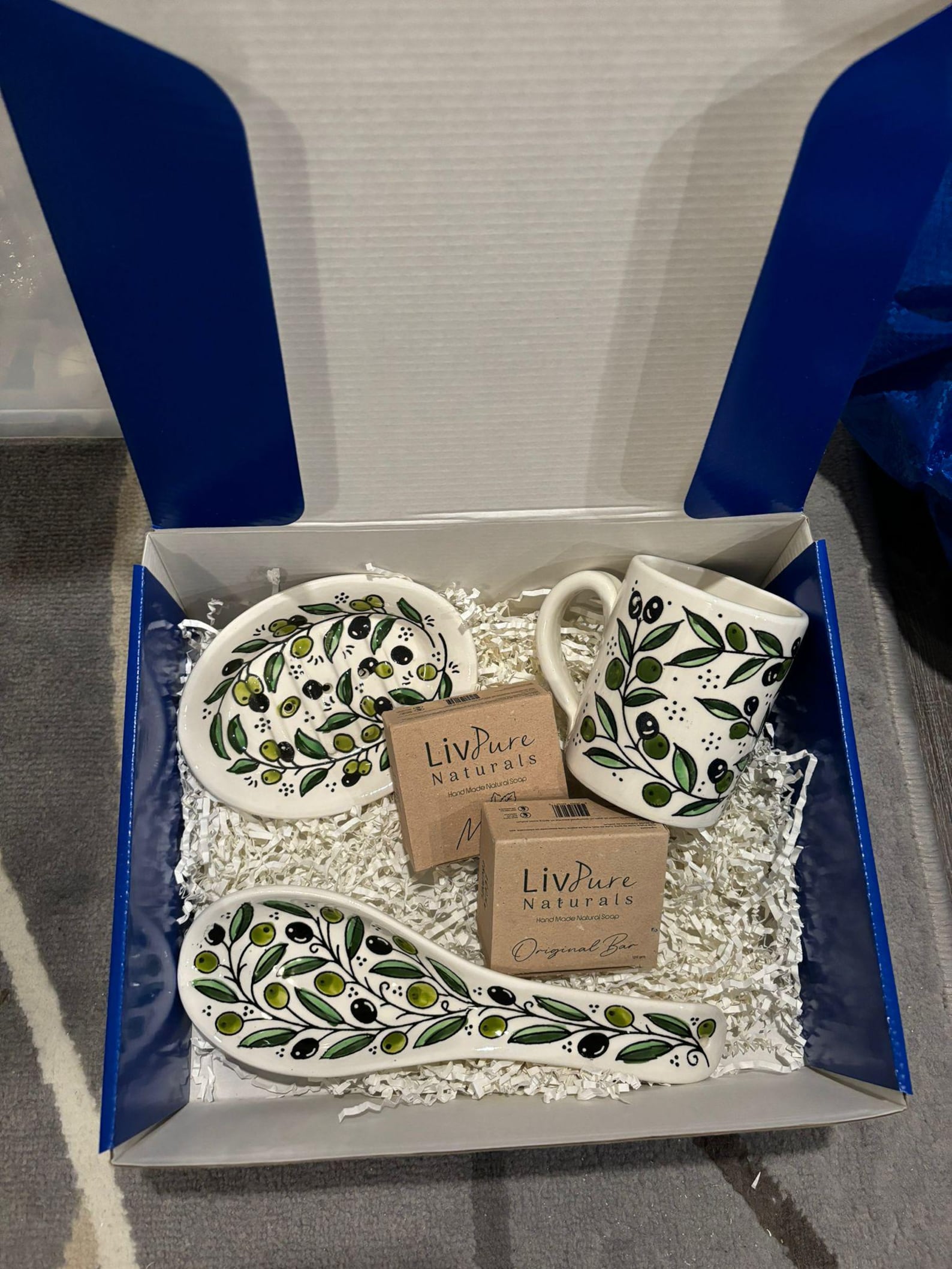 Handmade Ceramic Gift Box: Mug, Soap Plate, Soap - Made in Palestine - Etsy