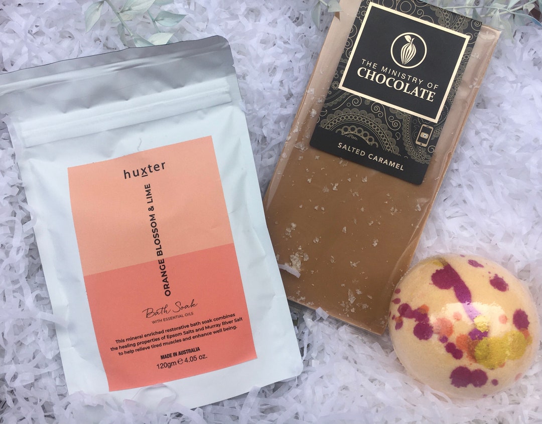 Pamper Hamper Bath Bomb, Chocolate and Bath Soak Australian Made Pamper ...