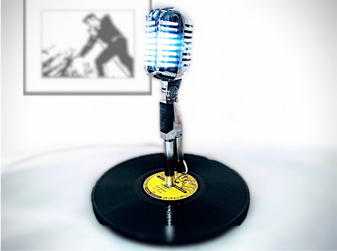 Microphone Desk Lamp. Vintage Mic on Antique Vinyl Record Retro Music ...