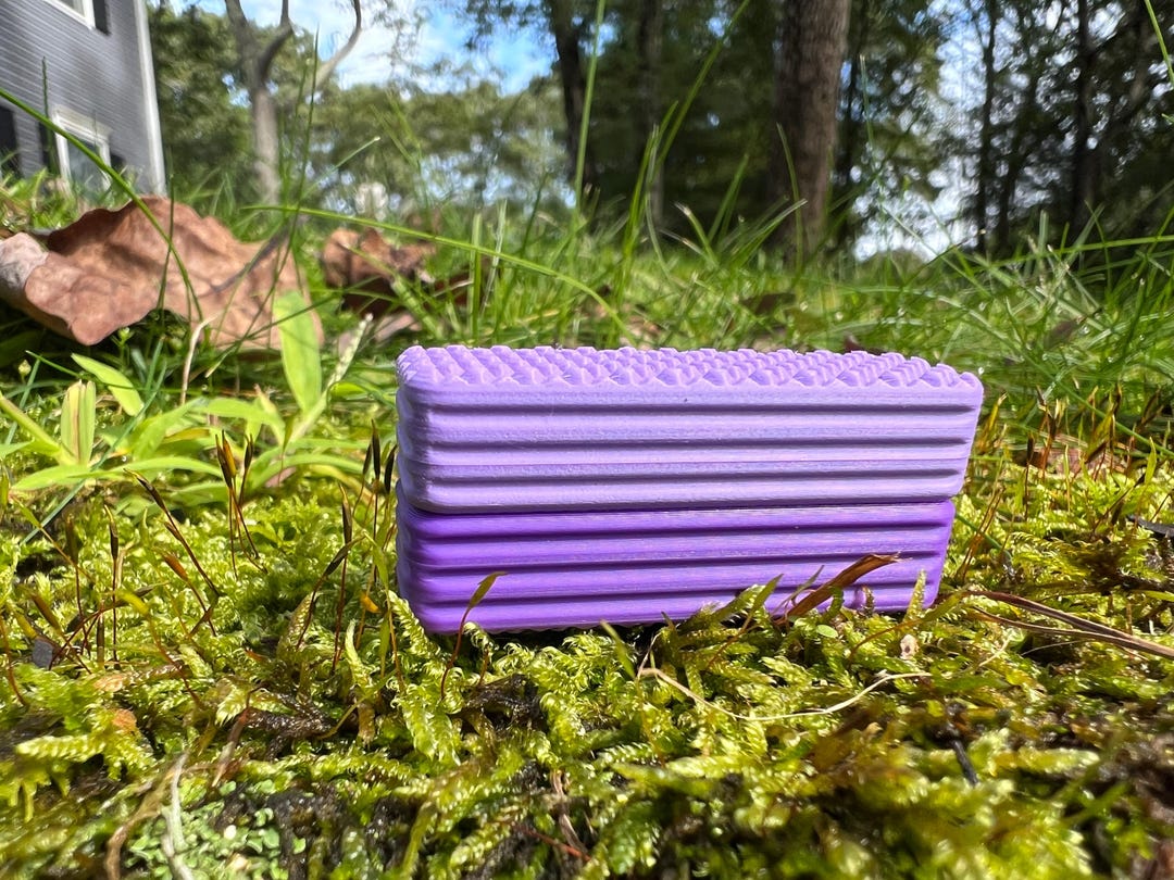 Hand Fidget Toy Clicker Small Magnetic Fidget Gadget Desk Toy EDC ...