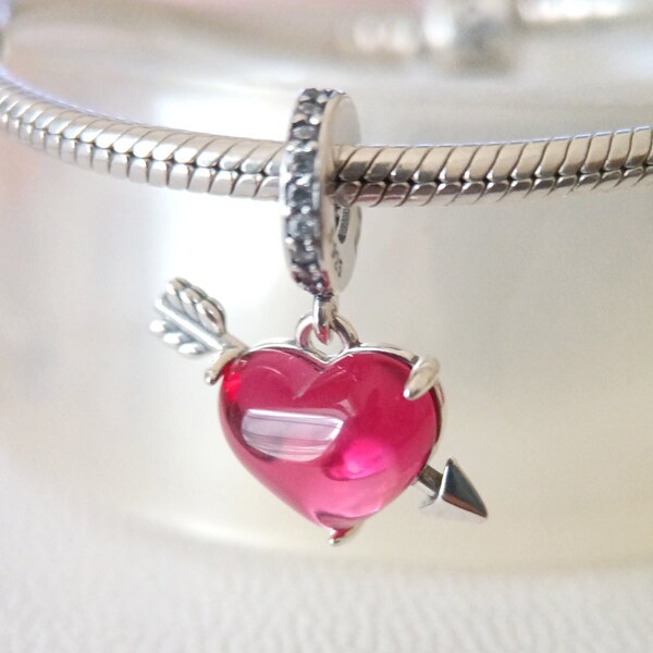 Red Heart and Arrow - Etsy