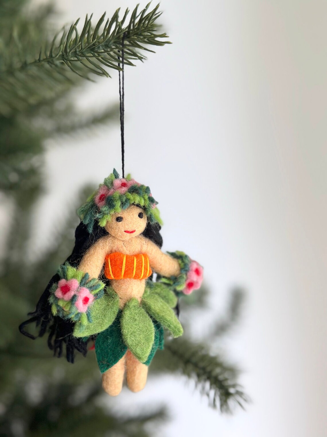 Felt Hula Girl Ornament, Hawaiian Hula Girl Figurine, Hula Dancer ...