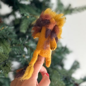 Felt Lion Finger Puppet, Lion King, African Animal Finger Puppet ...