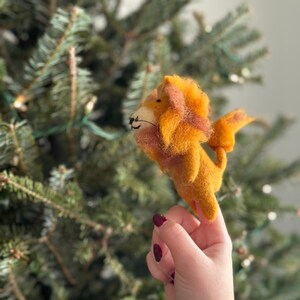 Felt Lion Finger Puppet, Lion King, African Animal Finger Puppet ...