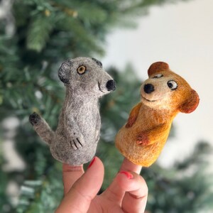 Felt Meerkat Finger Puppet Meerkat Miniature African Animal - Etsy