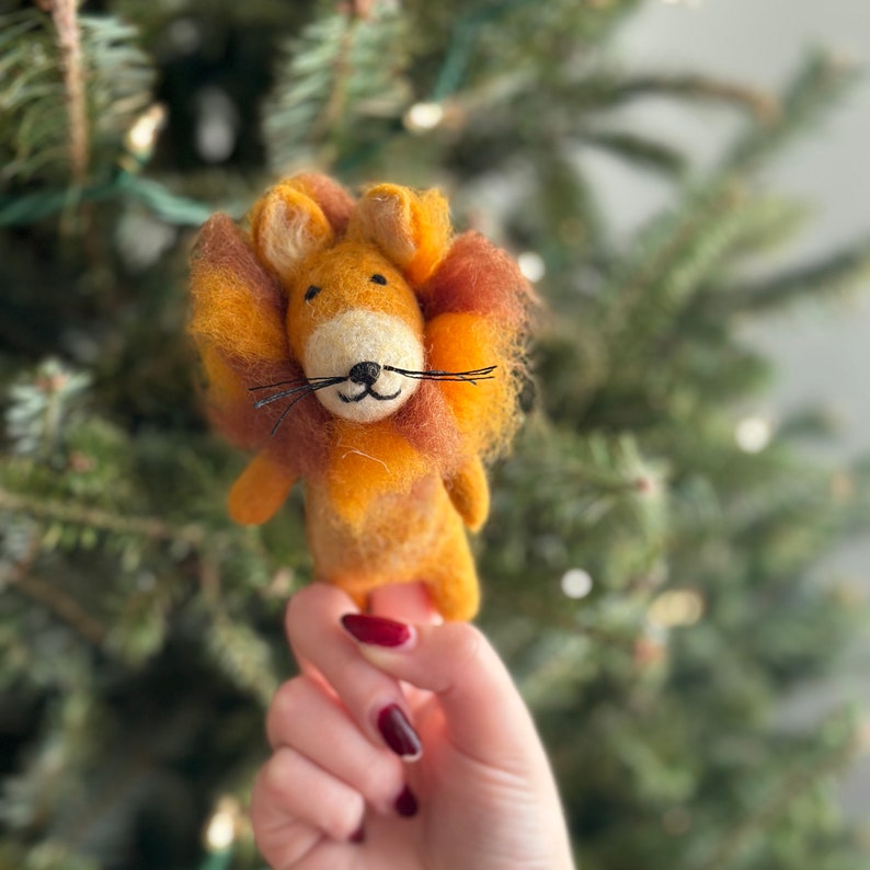 Felt Lion Finger Puppet Lion King African Animal Finger - Etsy