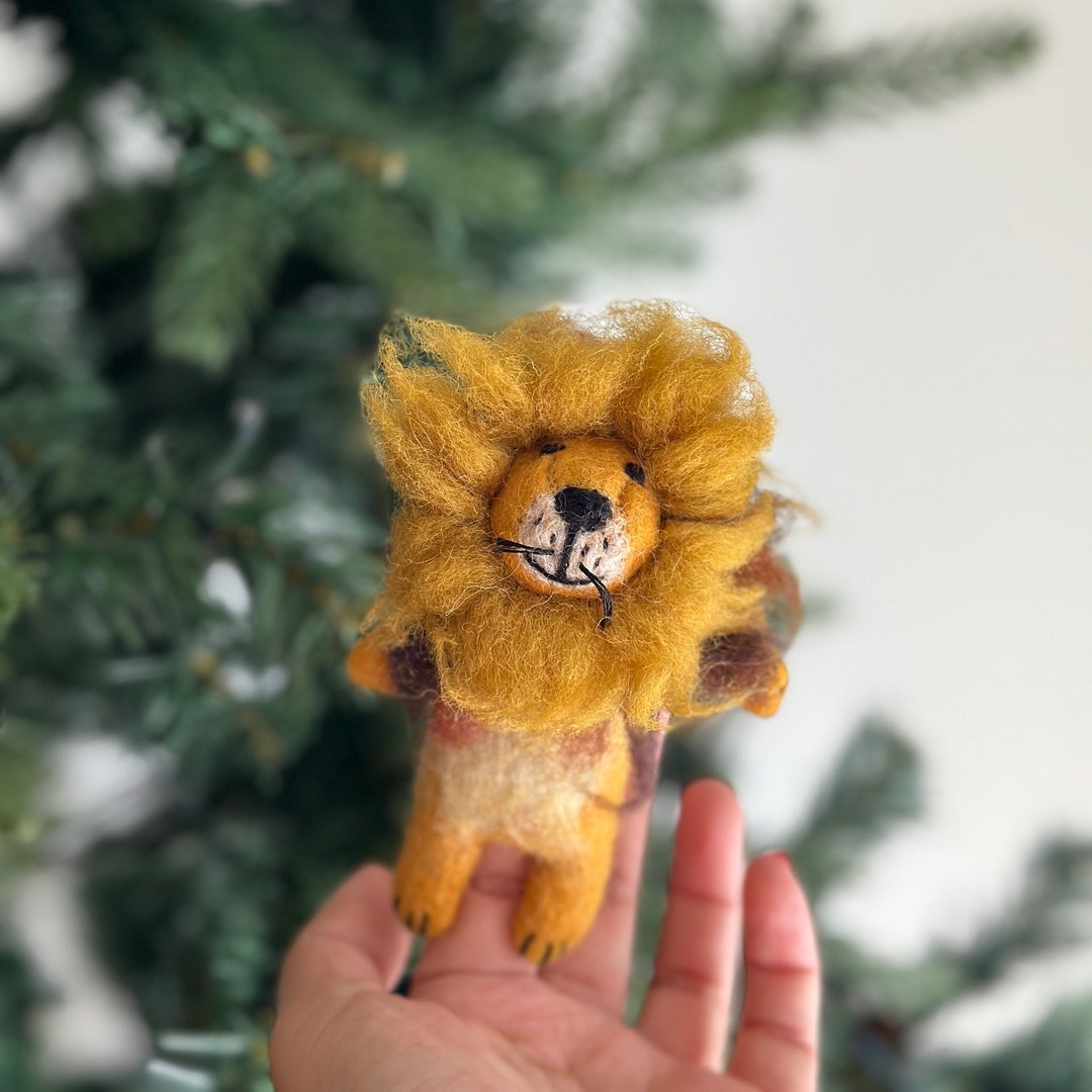 Felt Lion Finger Puppet, Lion King, African Animal Finger Puppet ...