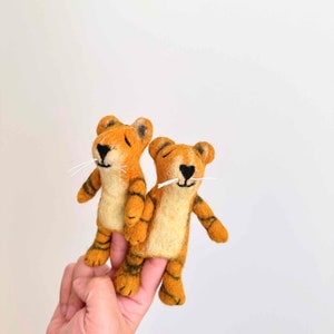Felt Tiger Finger Puppet, Needle Felted Finger Puppet, Waldorf Toy ...