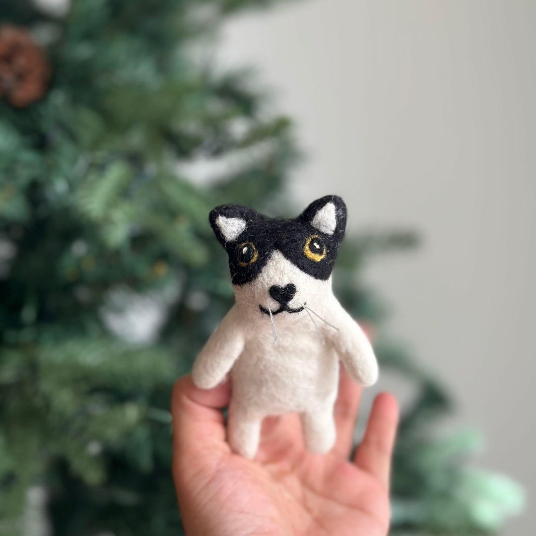 Felt Finger Puppet: "baby" the Tuxedo Cat - Etsy