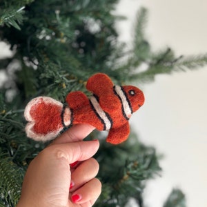 Clown Fish Finger Puppet, Finding Nemo, Fish Finger Puppet, Ocean Theme ...