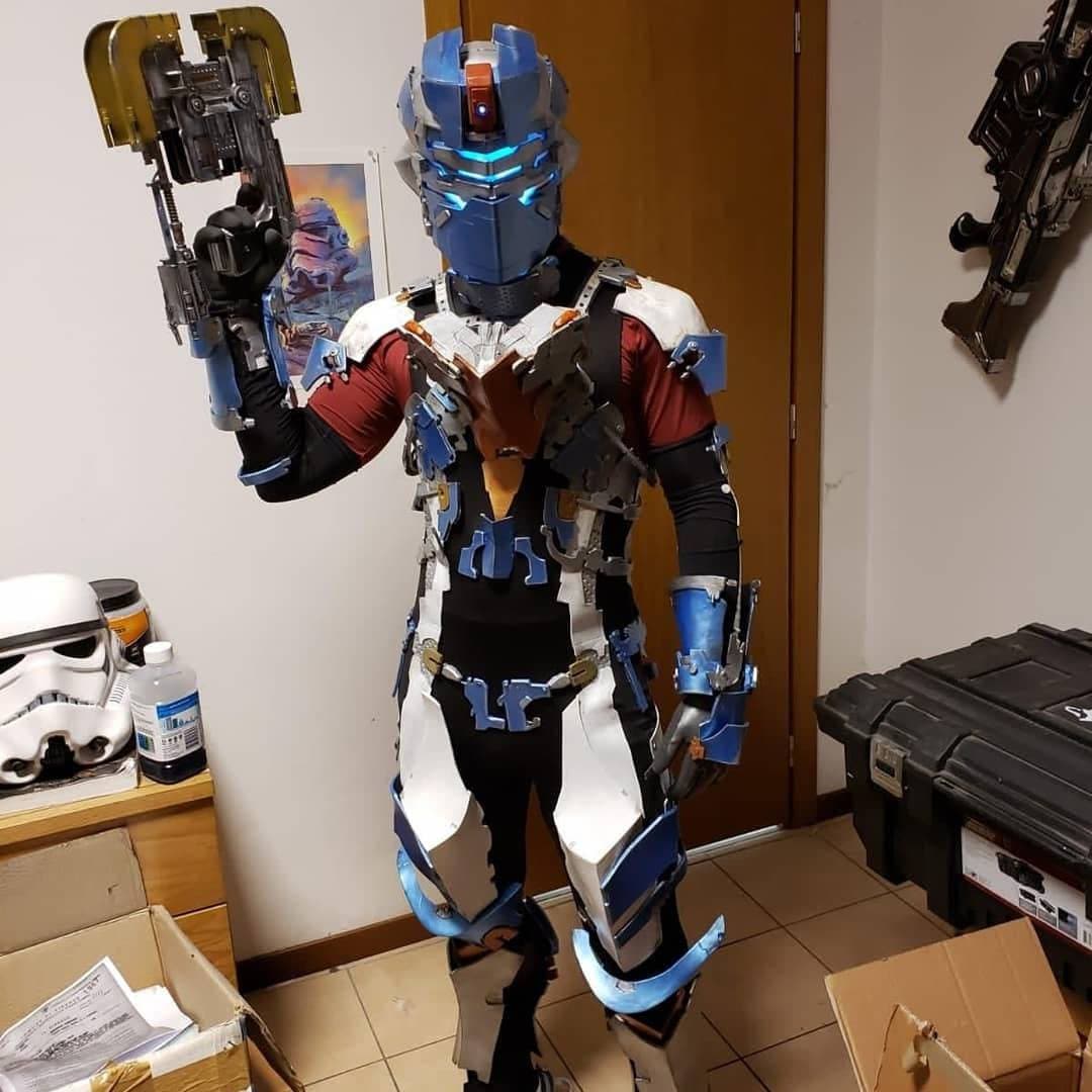 Dead Space Suit Cosplay